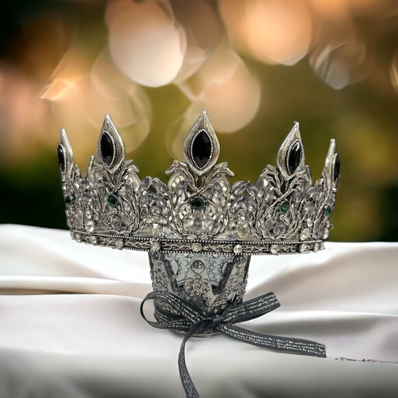 Handmade | Accessories | Vintage Silver King Crown Black Stones Crown ...